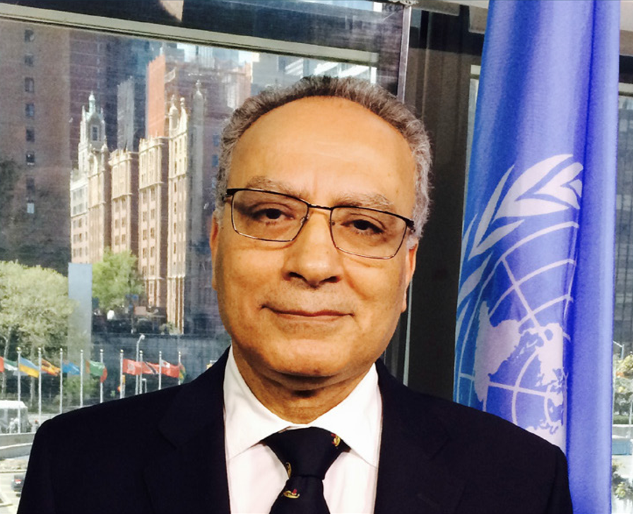 The Author – Glass House – The Arab World's eventful century